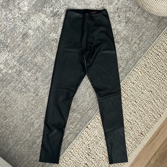 Commando | Pants & Jumpsuits | Commando High Rise Faux Leather Leggings ...